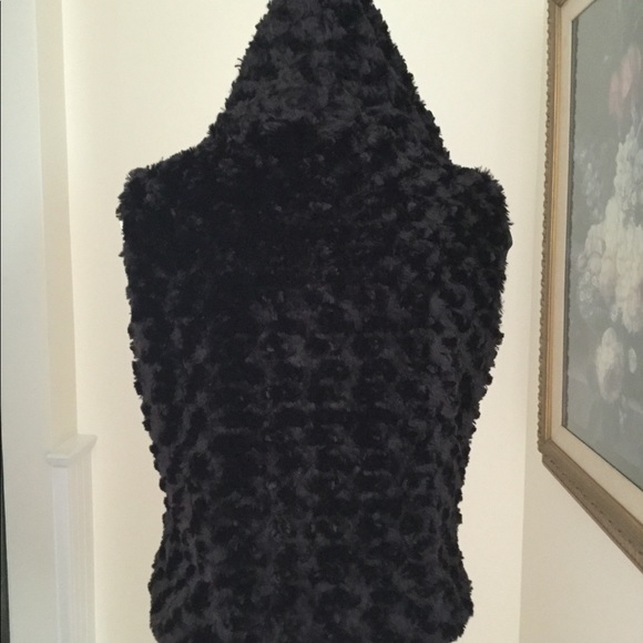 Cejon | Jackets & Coats | Cejon Black Faux Fur Hooded Vest Size Small ...